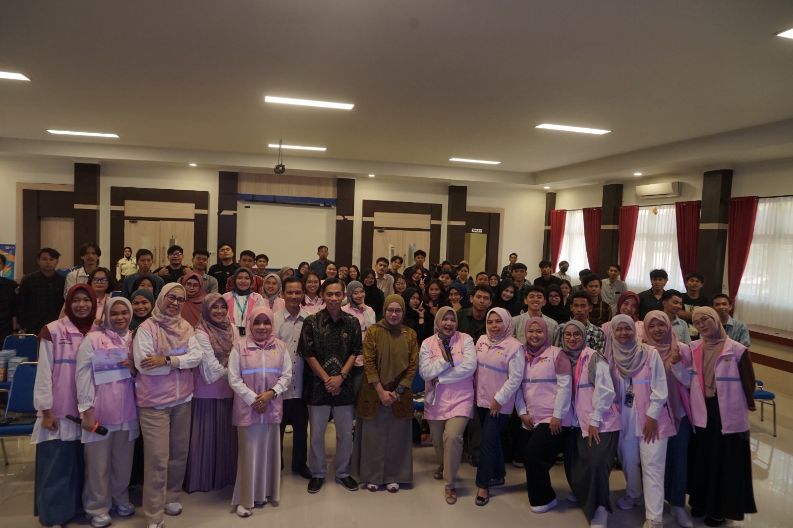 PLN Dorong Mahasiswa Universitas Tadulako Kenali Dunia Kerja dan ...