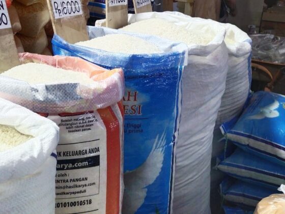 Harga Beras di Manado Melonjak, Warga dan Pedagang Menjerit | Arenapost.id